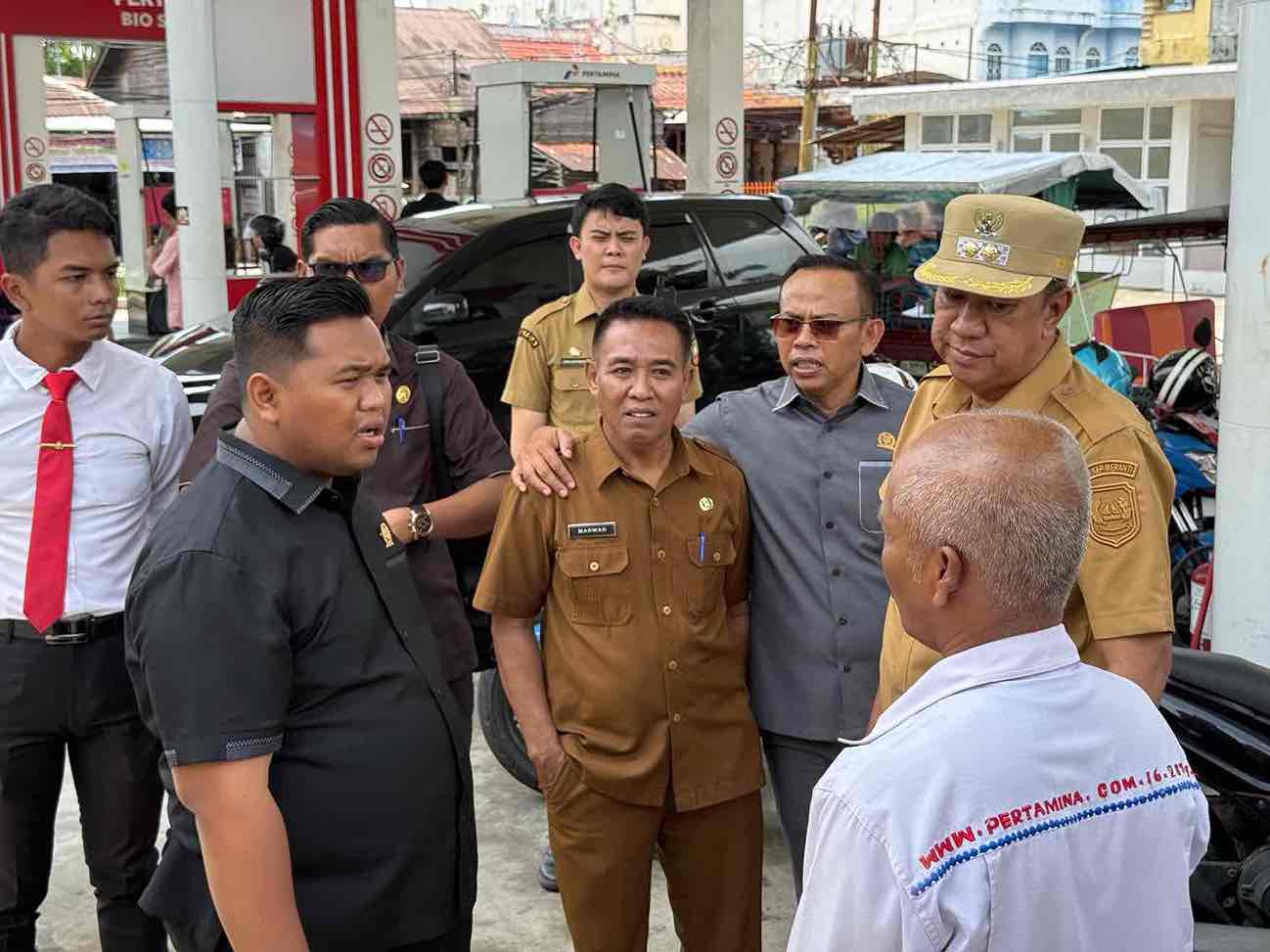 Wakil Ketua DPRD Meranti Antoni Shidarta SH MH Dorong SPBU Tambah Jam ...